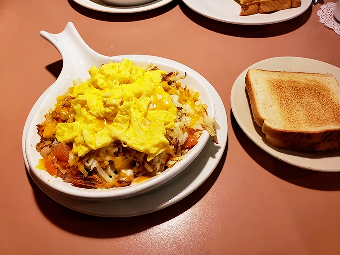 bloomingdale cafe breakfast & lunch 7