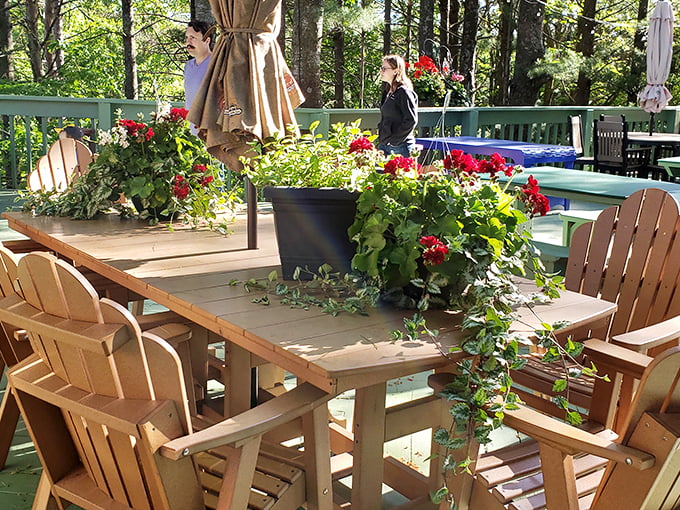 boone's long lake inn 8