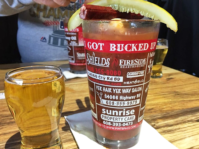 bronco billy's saloon 4