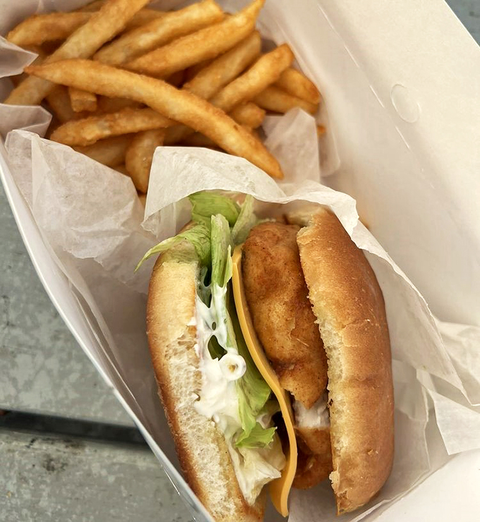 cap'n ron's fish 'n' chips 5