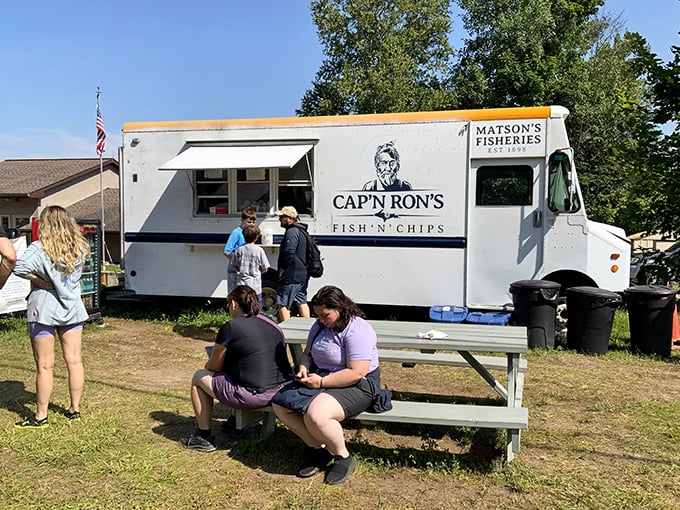 cap'n ron's fish 'n' chips 7