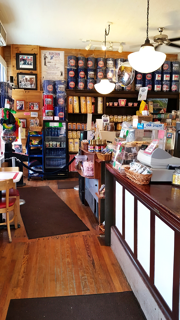 chagrin falls popcorn shop 2