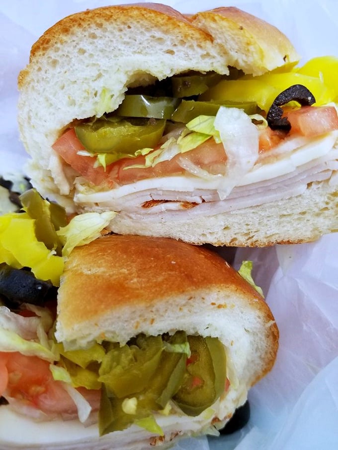 cinotti's bakery sandwich shop 5