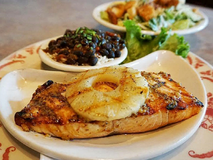 clara's on the river 8