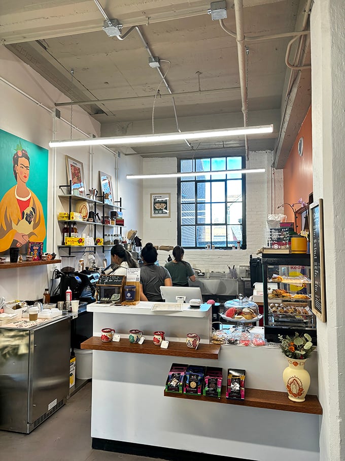 dahlia coffee co at the pivot center for art, dance and expression 2