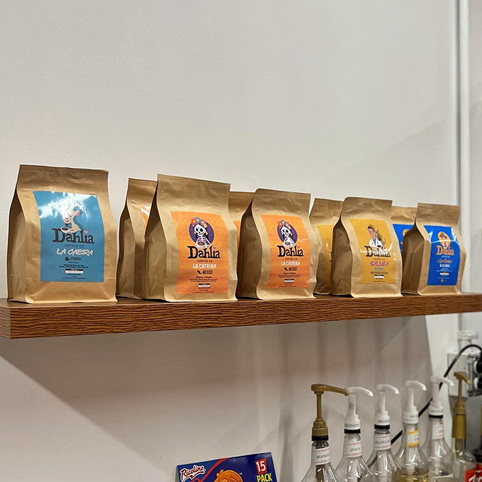 dahlia coffee co at the pivot center for art, dance and expression 6