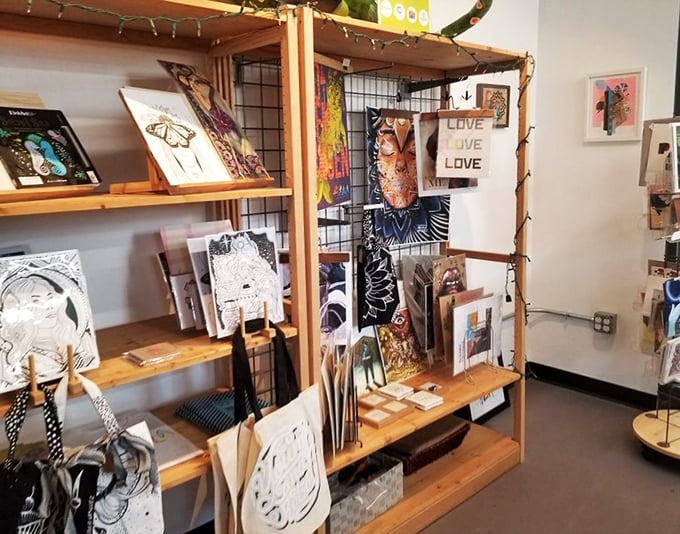 dahlia coffee co at the pivot center for art, dance and expression 9