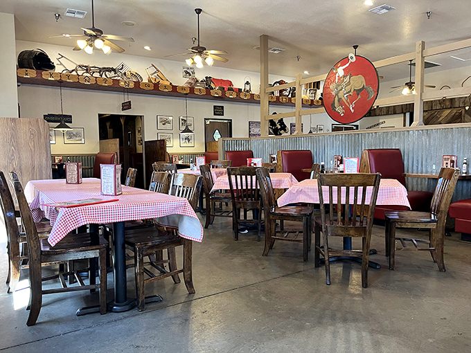 dambar & steak house 2