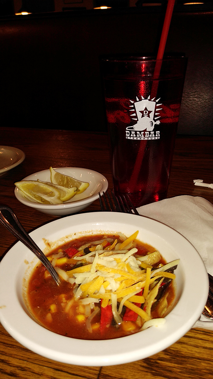 dambar & steak house 6