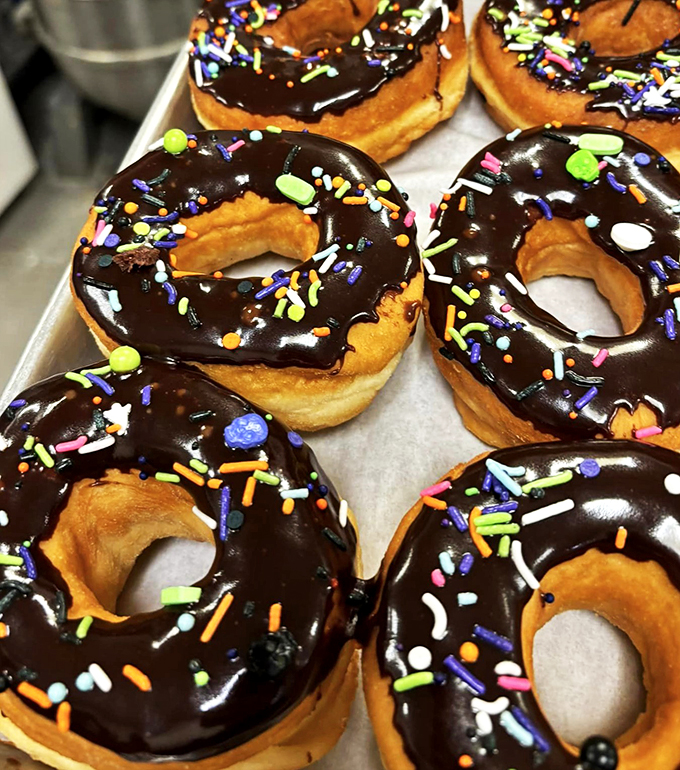 dandee donut factory 6