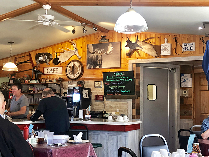 dee dee&rsquo;s diner 4