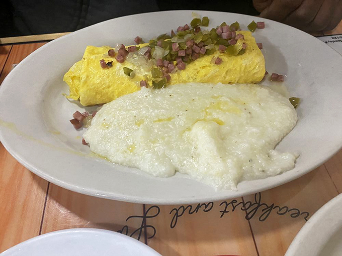 dixie belle's cafe 6