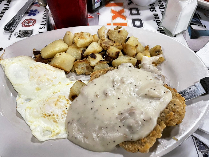 dixie belle's cafe 7