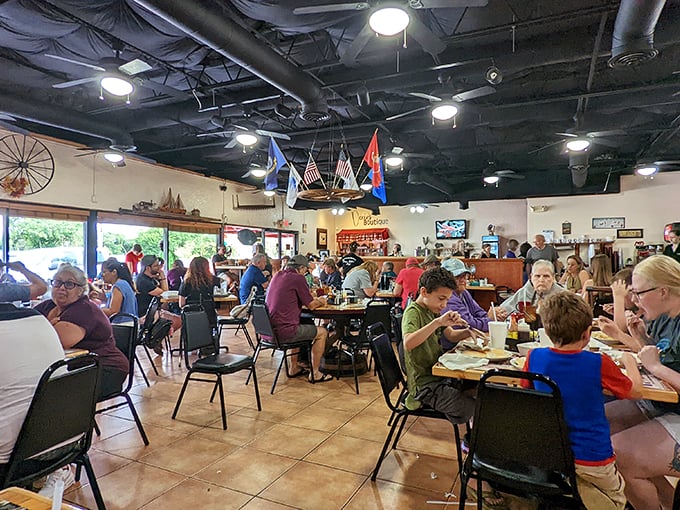 dixie belle's cafe 9