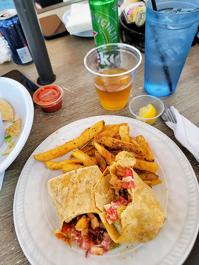 dock's beach house restaurant 4