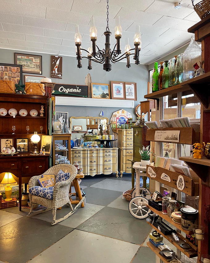 downtown antiques & home furnishings 3