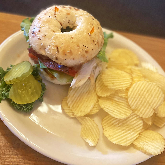 duffy&rsquo;s good time saloon 5