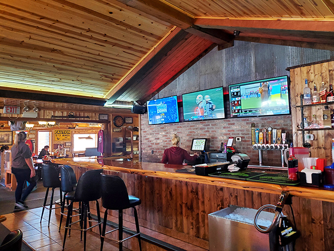 duffy&rsquo;s good time saloon 8