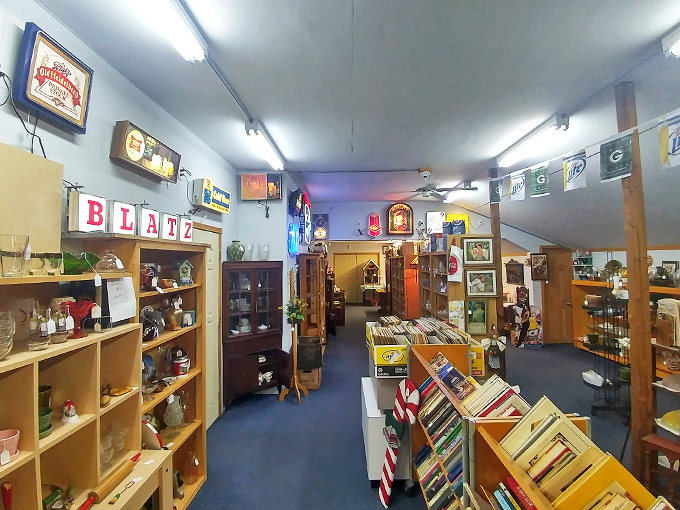 egg palace antiques 2