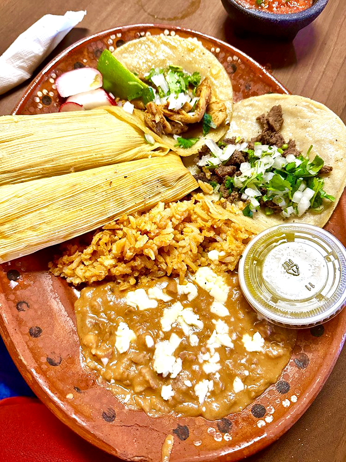 el amigo mexican restaurant 4