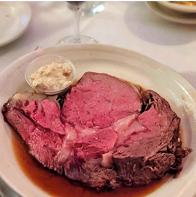 elba&rsquo;s golden steer 4