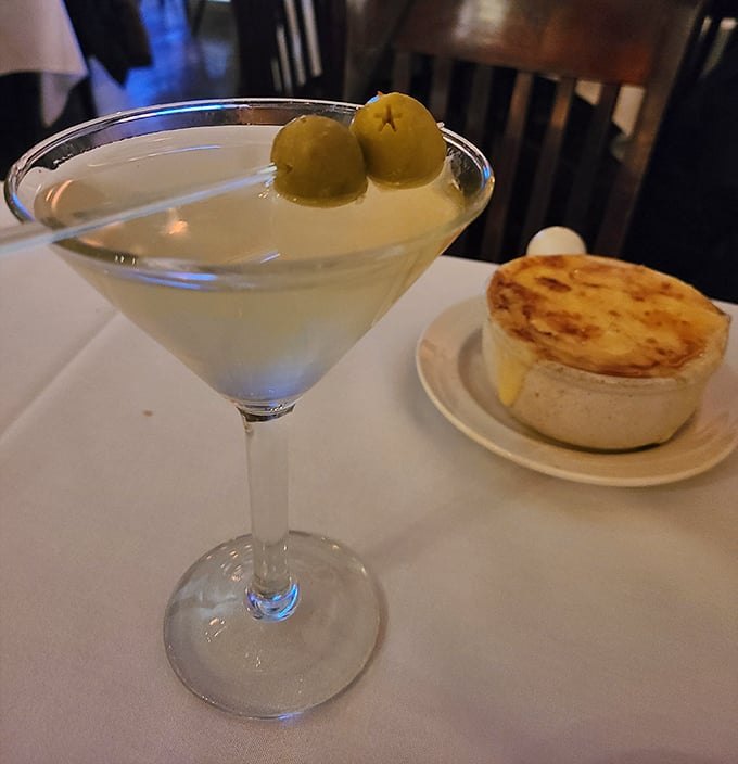 elba&rsquo;s golden steer 7