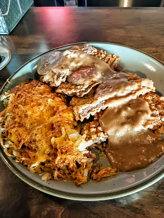 fella&rsquo;s loaded goat restaurant and bar 6