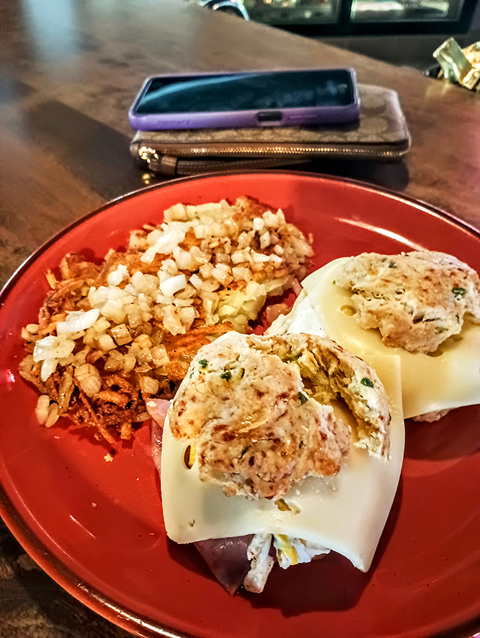 fella&rsquo;s loaded goat restaurant and bar 8