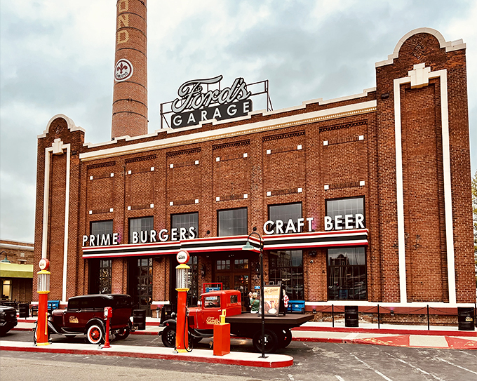 ford's garage norwood 1