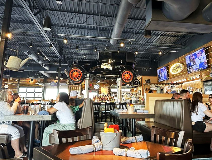 ford's garage norwood 9