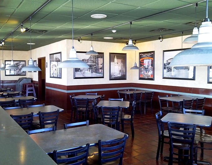 fratellos hot dogs 9