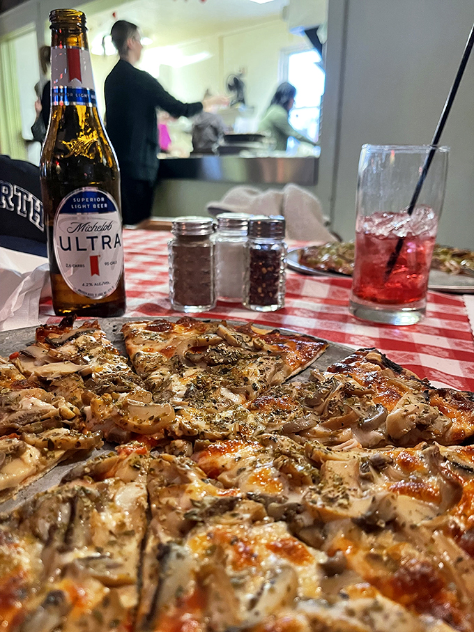 fricano&rsquo;s pizza tavern 7