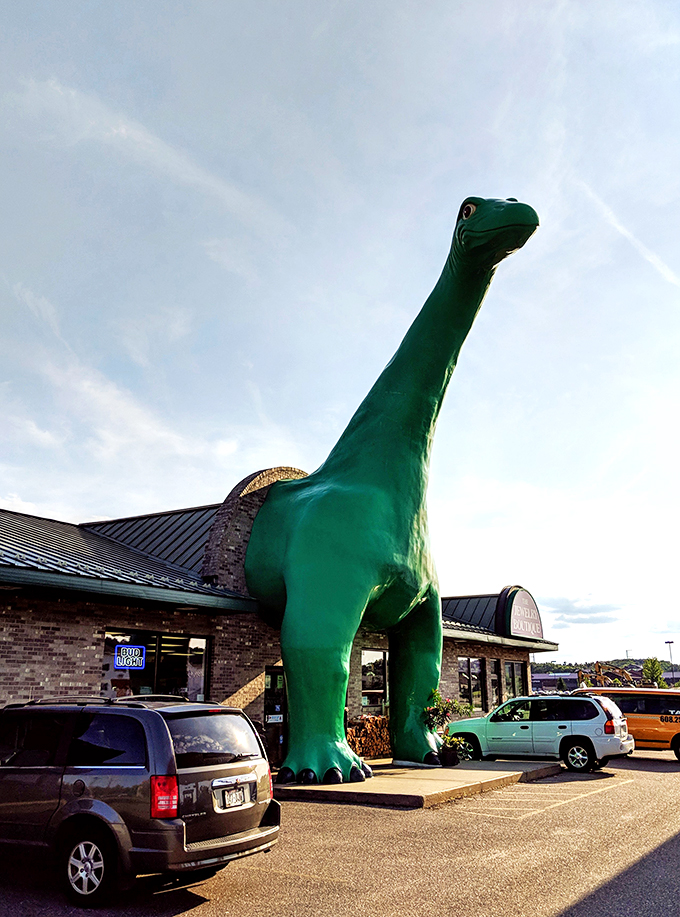 giant sinclair dinosaur at dino citgo 2 8