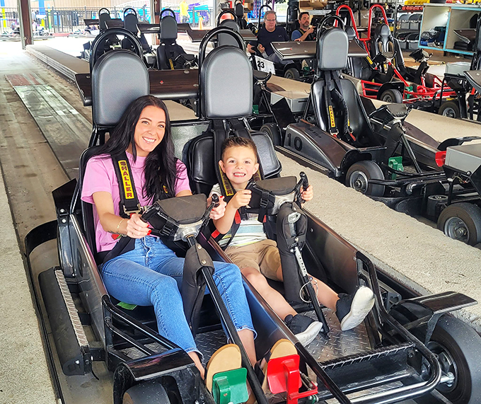 This Insanely Fun Outdoor Go-Kart Track In Illinois Will Take You On An ...