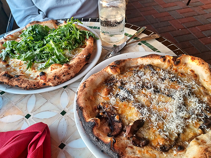 harry&rsquo;s prohibition bistro 3