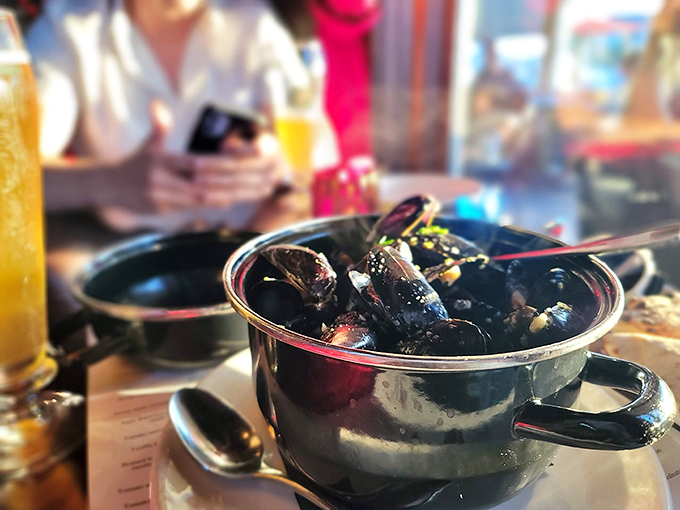 harry&rsquo;s prohibition bistro 4