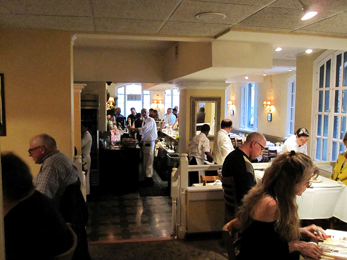 hemmingway's bistro 7