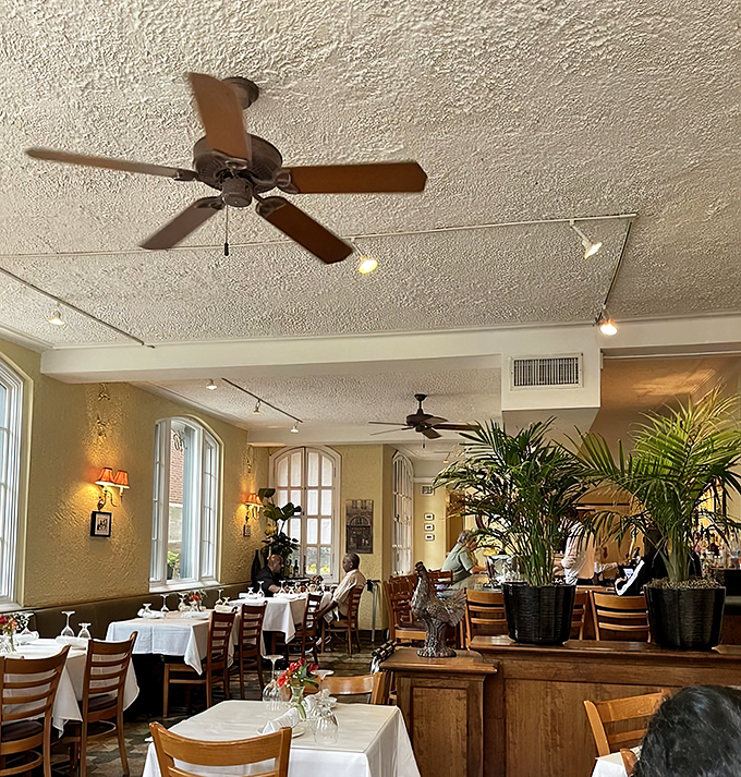 hemmingway's bistro 8