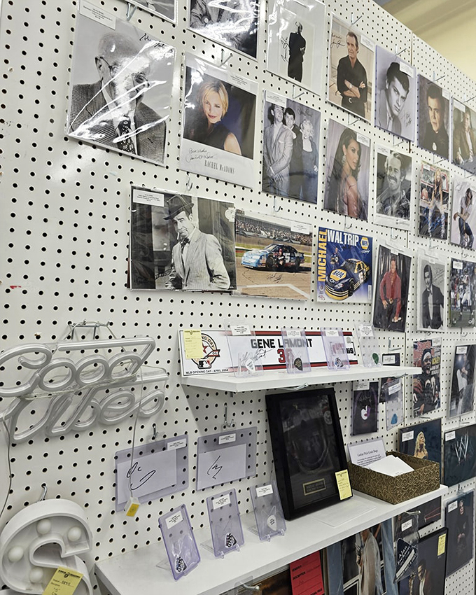 hidden treasures mall & antiques 6