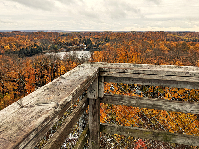 hilltop fall color tour 4