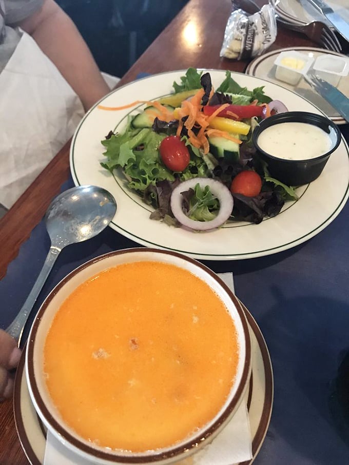 hobbs harborside restaurant 4