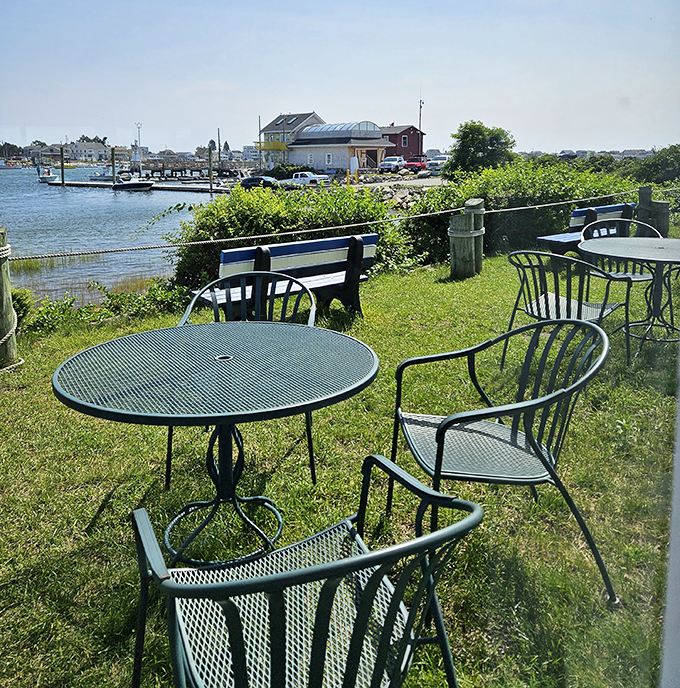 hobbs harborside restaurant 8