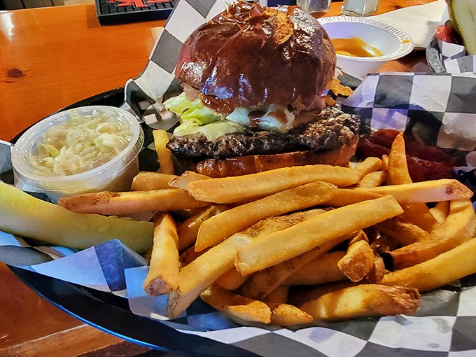 honey bear bar & grill 4