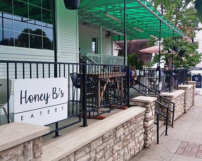 honey b's eatery 1