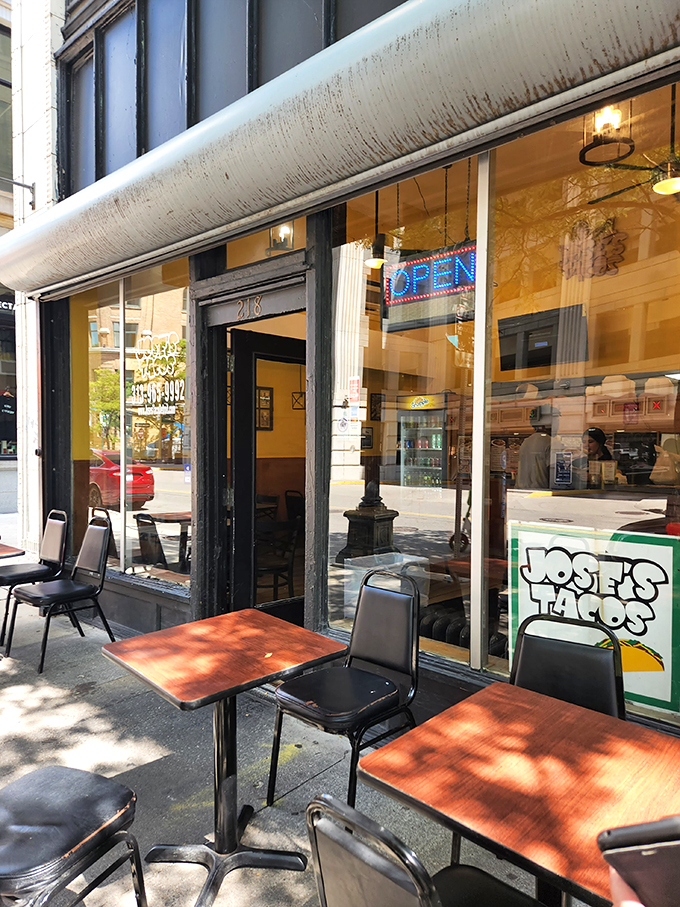 jose&rsquo;s tacos 1