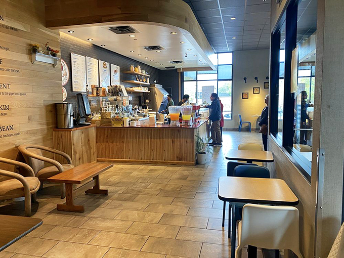 la mama restaurant 7