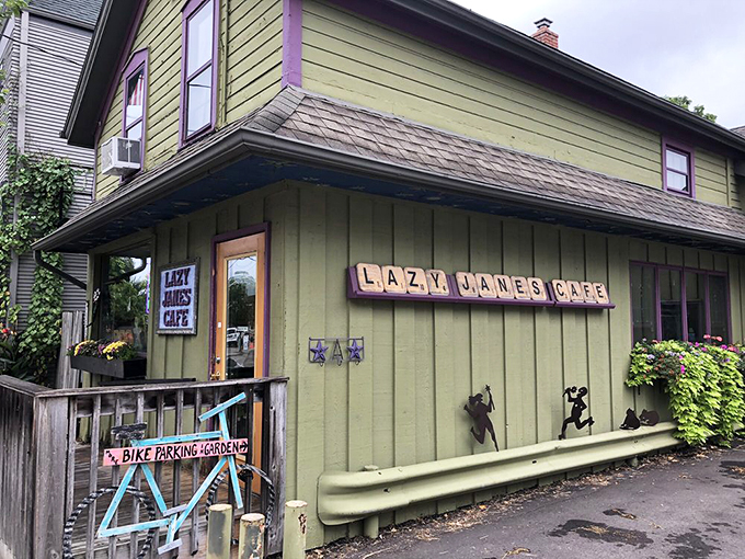 lazy jane&rsquo;s cafe and bakery 1