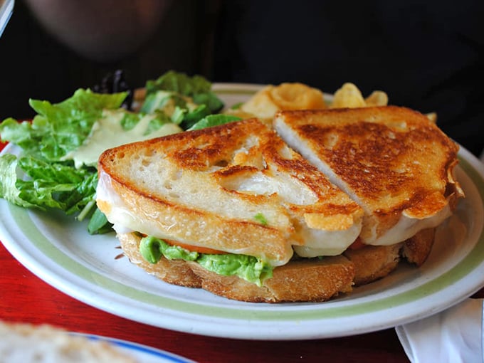 lazy jane&rsquo;s cafe and bakery 7