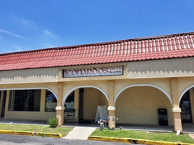 leonardo's pizza of millhopper 9