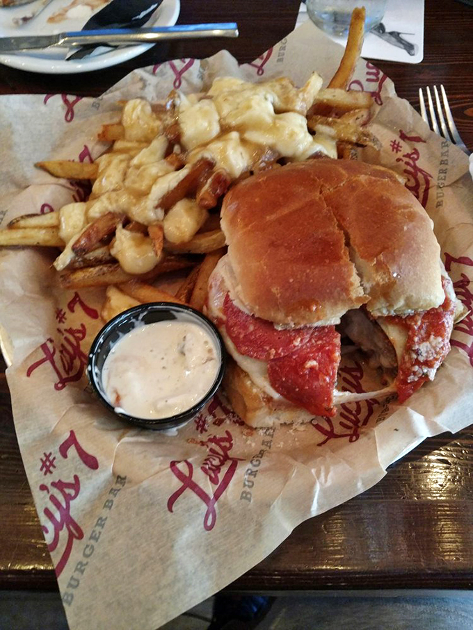 lucy's #7 burger bar 2